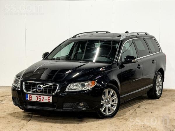 Melns Volvo V70 2010 Jūrmala, ar dzinēja tilpumu 2.00 L un nobraukumu 294 tūkst. km par 6750 €, foto 1 vietnē AUTOMOTO.COM.LV