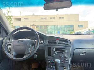 Melns Volvo V70 2001 Rīga, ar dzinēja tilpumu 2.40 L un nobraukumu 0 tūkst. km par 3200 €, foto 6 vietnē AUTOMOTO.COM.LV