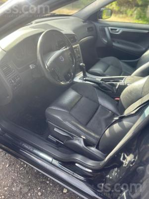 Melns Volvo V70 2004 Tukums, ar dzinēja tilpumu 2.40 L un nobraukumu 405 tūkst. km par 2399 €, foto 8 vietnē AUTOMOTO.COM.LV