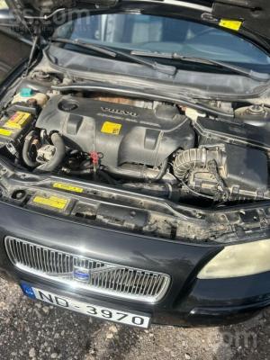 Melns Volvo V70 2004 Tukums, ar dzinēja tilpumu 2.40 L un nobraukumu 405 tūkst. km par 2399 €, foto 11 vietnē AUTOMOTO.COM.LV