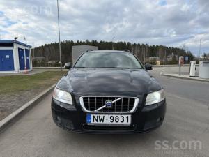 Melns Volvo V70 2008 Talsi, ar dzinēja tilpumu 2.40 L un nobraukumu 379 tūkst. km par 2750 €, foto 3 vietnē AUTOMOTO.COM.LV