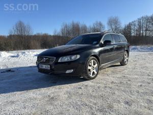 Black Volvo V70 2015 in Riga, with an engine capacity of 2.00 L and mileage of 379 thousand km for 7500 €, photo  on AUTOMOTO.COM.LV