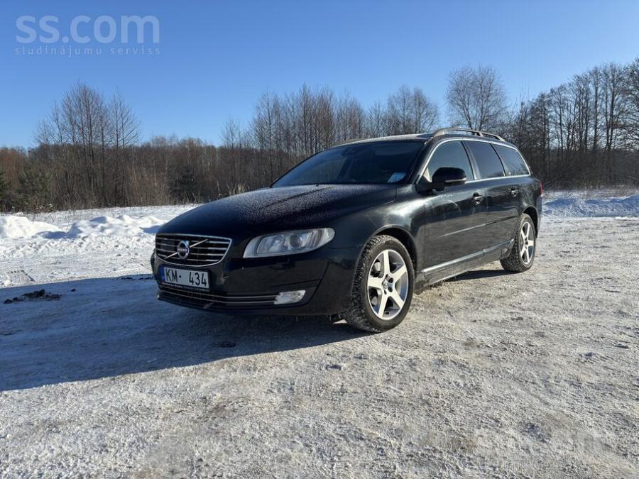 Black Volvo V70 2015 in Riga, with an engine capacity of 2.00 L and mileage of 379 thousand km for 7500 €, photo 1 on AUTOMOTO.COM.LV