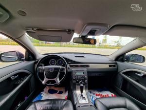 Black Volvo V70 2011 in Vilnius, with an engine capacity of 2.00 L and mileage of 240 thousand km for 5950 €, photo 10 on AUTOMOTO.COM.LV