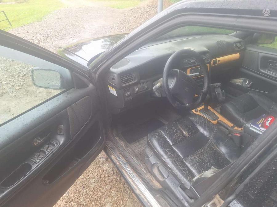 Black Volvo V70 1997 in Vilnius, with an engine capacity of 2.50 L and mileage of 580 thousand km for 550 €, photo 5 on AUTOMOTO.COM.LV