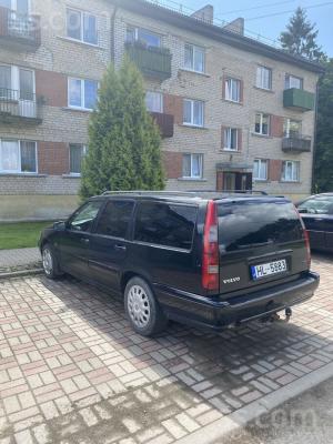 Melns Volvo V70 1998 Aizkraukle, ar dzinēja tilpumu 2.50 L un nobraukumu 267 tūkst. km par 1300 €, foto 4 vietnē AUTOMOTO.COM.LV