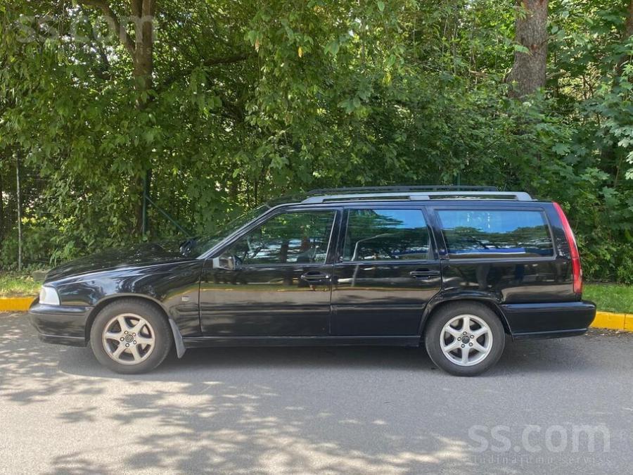 Melns Volvo V70 1999 Rīga, ar dzinēja tilpumu 2.50 L un nobraukumu 0 tūkst. km par 900 €, foto 2 vietnē AUTOMOTO.COM.LV