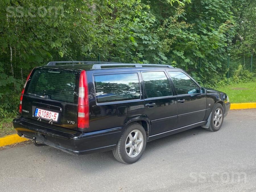 Melns Volvo V70 1999 Rīga, ar dzinēja tilpumu 2.50 L un nobraukumu 0 tūkst. km par 900 €, foto 5 vietnē AUTOMOTO.COM.LV