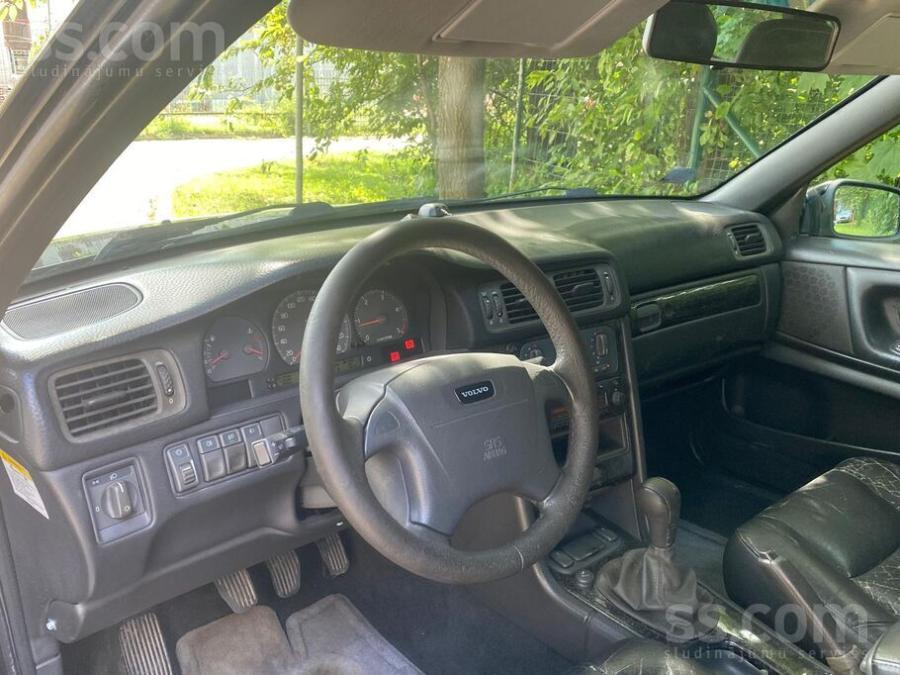 Melns Volvo V70 1999 Rīga, ar dzinēja tilpumu 2.50 L un nobraukumu 0 tūkst. km par 900 €, foto 10 vietnē AUTOMOTO.COM.LV