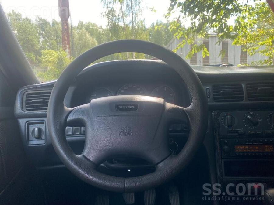 Melns Volvo V70 1999 Rīga, ar dzinēja tilpumu 2.50 L un nobraukumu 0 tūkst. km par 900 €, foto 12 vietnē AUTOMOTO.COM.LV