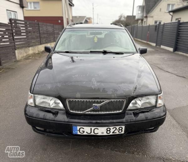 Melns Volvo V70 1999 Kauņa, ar dzinēja tilpumu 2.50 L un nobraukumu 499 tūkst. km par 990 €, foto 2 vietnē AUTOMOTO.COM.LV