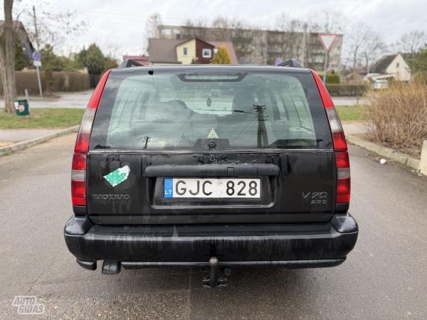 Melns Volvo V70 1999 Kauņa, ar dzinēja tilpumu 2.50 L un nobraukumu 499 tūkst. km par 990 €, foto 6 vietnē AUTOMOTO.COM.LV