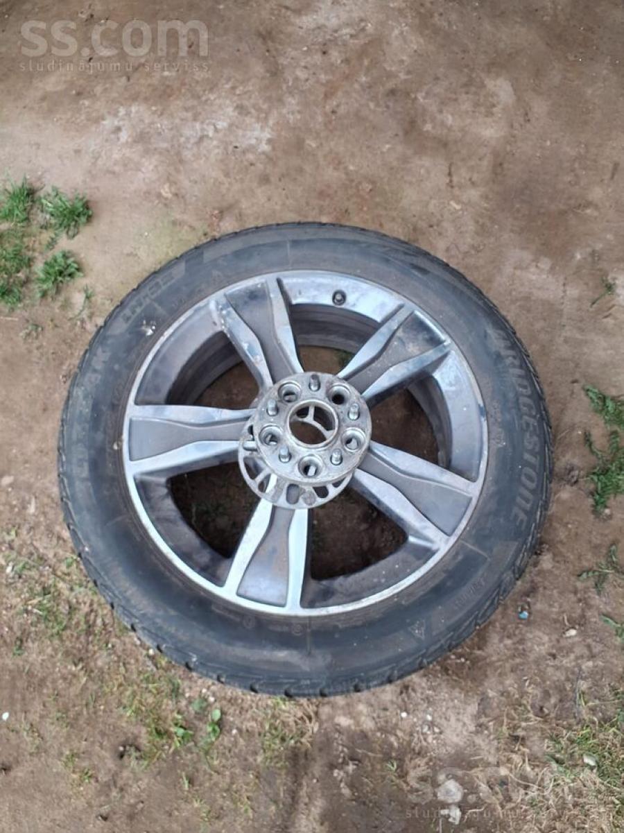 Melns Volvo V70 1999 Rīga, ar dzinēja tilpumu 2.50 L un nobraukumu 420 tūkst. km par 1999 €, foto 17 vietnē AUTOMOTO.COM.LV