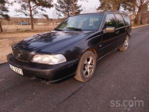 Melns Volvo V70 1999 Rīga, ar dzinēja tilpumu 2.50 L un nobraukumu 617 tūkst. km par 780 €, foto 6 vietnē AUTOMOTO.COM.LV