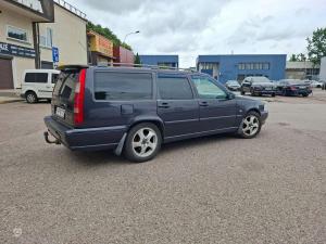 Melns Volvo V70 1999 Klaipėda, ar dzinēja tilpumu 2.40 L un nobraukumu 324 tūkst. km par 950 €, foto 6 vietnē AUTOMOTO.COM.LV