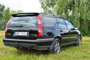 Melns Volvo V70 1999 Rīga, ar dzinēja tilpumu 2.50 L un nobraukumu 260 tūkst. km par 4200 €, foto 6 vietnē AUTOMOTO.COM.LV