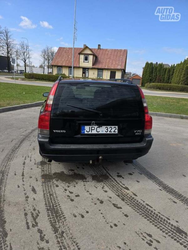 Melns Volvo V70 2000 Viļņa, ar dzinēja tilpumu 2.50 L un nobraukumu 444 tūkst. km par 750 €, foto 5 vietnē AUTOMOTO.COM.LV