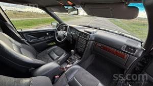 Black Volvo V70 2000 in Bauska, with an engine capacity of 2.40 L and mileage of 300 thousand km for 2350 €, photo 13 on AUTOMOTO.COM.LV