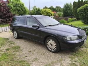 Melns Volvo V70 2001 Talsi, ar dzinēja tilpumu 2.50 L un nobraukumu 398 tūkst. km par 2200 €, foto 2 vietnē AUTOMOTO.COM.LV