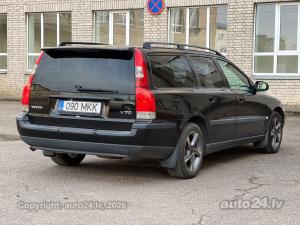Melns Volvo V70 2001 Narva, ar dzinēja tilpumu 2.40 L un nobraukumu 453 tūkst. km par 1499 €, foto 8 vietnē AUTOMOTO.COM.LV