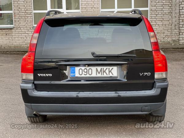 Melns Volvo V70 2001 Narva, ar dzinēja tilpumu 2.40 L un nobraukumu 453 tūkst. km par 1499 €, foto 8 vietnē AUTOMOTO.COM.LV