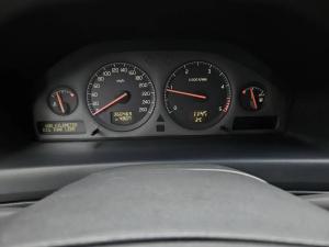 Черный Вольво В70 2001 в Екабпилс, объемом двигателя 2.50 л и пробегом 361 тыс. км за 1690 €, фото 27 на AUTOMOTO.COM.LV