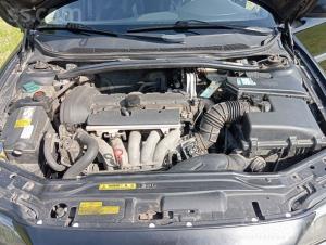 Melns Volvo V70 2001 Jūrmala, ar dzinēja tilpumu 2.40 L un nobraukumu 364 tūkst. km par 1500 €, foto 9 vietnē AUTOMOTO.COM.LV