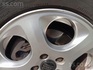 Melns Volvo V70 2001 Jūrmala, ar dzinēja tilpumu 2.40 L un nobraukumu 364 tūkst. km par 1500 €, foto 10 vietnē AUTOMOTO.COM.LV