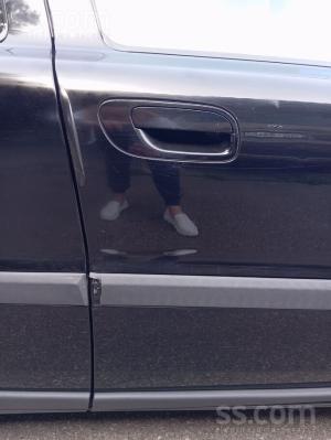 Melns Volvo V70 2001 Jūrmala, ar dzinēja tilpumu 2.40 L un nobraukumu 364 tūkst. km par 1500 €, foto 22 vietnē AUTOMOTO.COM.LV