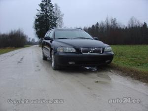 Melns Volvo V70 2002 Paide, ar dzinēja tilpumu 2.40 L un nobraukumu 488 tūkst. km par 2990 €, foto 4 vietnē AUTOMOTO.COM.LV