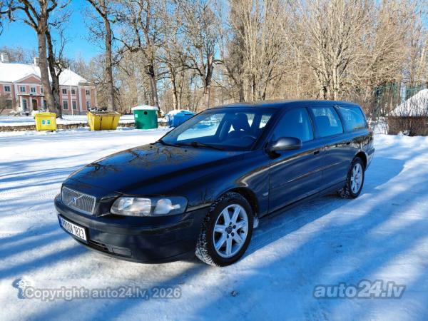 Melns Volvo V70 2002 Paide, ar dzinēja tilpumu 2.40 L un nobraukumu 306 tūkst. km par 3350 €, foto 1 vietnē AUTOMOTO.COM.LV