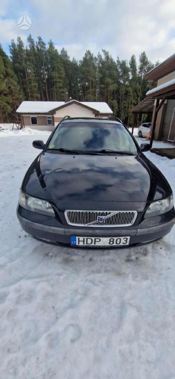 Melns Volvo V70 2002 Širvintos, ar dzinēja tilpumu 2.40 L un nobraukumu 343 tūkst. km par 1200 €, foto 9 vietnē AUTOMOTO.COM.LV