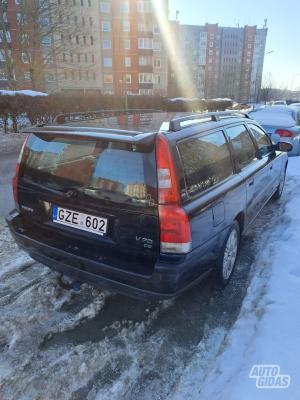 Melns Volvo V70 2002 Klaipėda, ar dzinēja tilpumu 2.40 L un nobraukumu 440 tūkst. km par 750 €, foto 3 vietnē AUTOMOTO.COM.LV