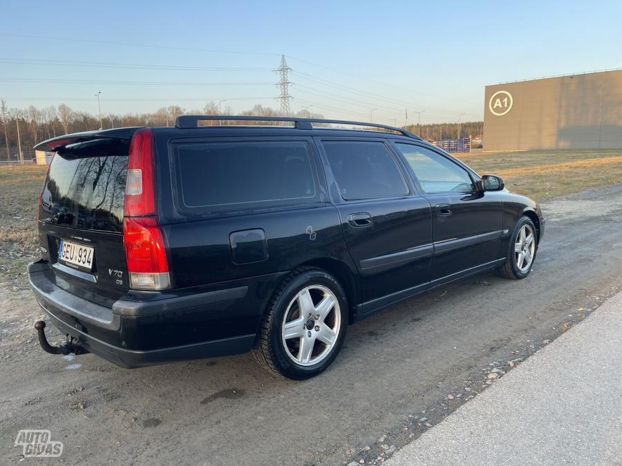 Melns Volvo V70 2002 Kauņa, ar dzinēja tilpumu 2.40 L un nobraukumu 425 tūkst. km par 950 €, foto 3 vietnē AUTOMOTO.COM.LV