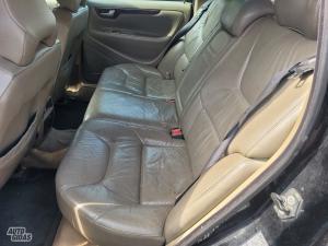 Melns Volvo V70 2002 Viļņa, ar dzinēja tilpumu 2.40 L un nobraukumu 300 tūkst. km par 680 €, foto 10 vietnē AUTOMOTO.COM.LV