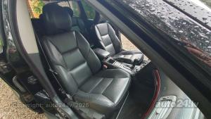 Black Volvo V70 2002 in Tallinn, with an engine capacity of 2.40 L and mileage of 355 thousand km for 2500 €, photo 13 on AUTOMOTO.COM.LV