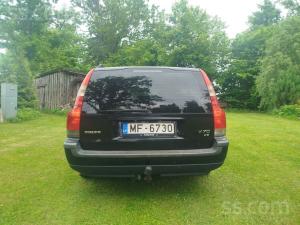 Black Volvo V70 2002 in Gulbene, with an engine capacity of 2.40 L and mileage of 341 thousand km for 1650 €, photo 5 on AUTOMOTO.COM.LV