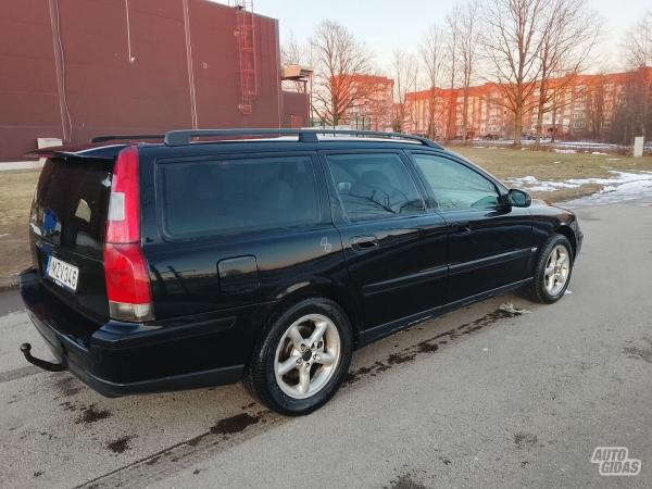 Melns Volvo V70 2002 Mažeikiai, ar dzinēja tilpumu 2.40 L un nobraukumu 524 tūkst. km par 1000 €, foto 3 vietnē AUTOMOTO.COM.LV