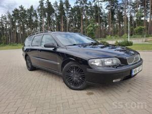 Melns Volvo V70 2002 Rīga, ar dzinēja tilpumu 2.40 L un nobraukumu 307 tūkst. km par 2100 €, foto 5 vietnē AUTOMOTO.COM.LV
