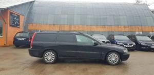 Melns Volvo V70 2002 Valmiera, ar dzinēja tilpumu 2.40 L un nobraukumu 511 tūkst. km par 1250 €, foto 3 vietnē AUTOMOTO.COM.LV