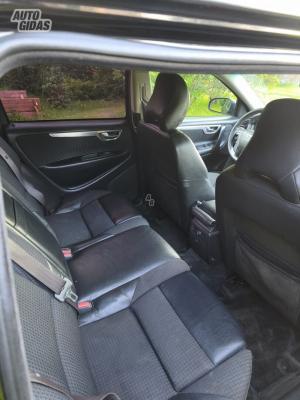 Black Volvo V70 2002 in Vilnius, with an engine capacity of 2.40 L and mileage of 481 thousand km for 950 €, photo 6 on AUTOMOTO.COM.LV