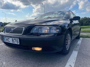 Melns Volvo V70 2002 Viļņa, ar dzinēja tilpumu 2.40 L un nobraukumu 368 tūkst. km par 1300 €, foto 8 vietnē AUTOMOTO.COM.LV