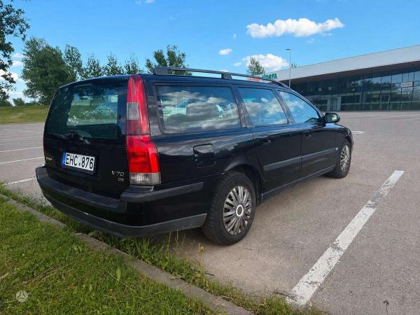 Черный Вольво В70 2002 в Вильнюс, объемом двигателя 2.40 л и пробегом 368 тыс. км за 1300 €, фото 8 на AUTOMOTO.COM.LV