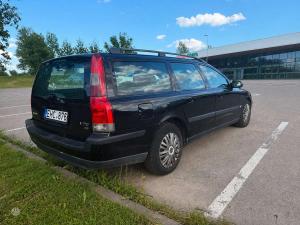 Melns Volvo V70 2002 Viļņa, ar dzinēja tilpumu 2.40 L un nobraukumu 368 tūkst. km par 1300 €, foto 9 vietnē AUTOMOTO.COM.LV