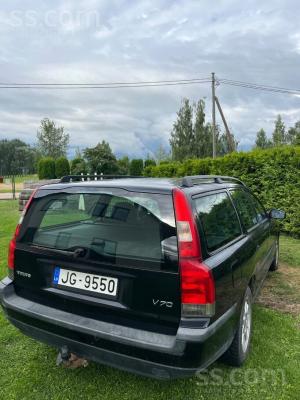 Melns Volvo V70 2002 Jelgava, ar dzinēja tilpumu 2.40 L un nobraukumu 415 tūkst. km par 600 €, foto 4 vietnē AUTOMOTO.COM.LV