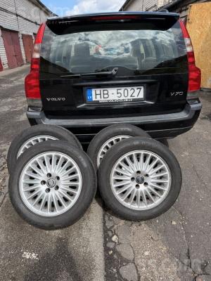 Черный Вольво В70 2002 в Рига, объемом двигателя 2.40 л и пробегом 214 тыс. км за 2200 €, фото 6 на AUTOMOTO.COM.LV