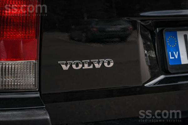 Melns Volvo V70 2002 Rīga, ar dzinēja tilpumu 2.40 L un nobraukumu 257 tūkst. km par 1750 €, foto 8 vietnē AUTOMOTO.COM.LV