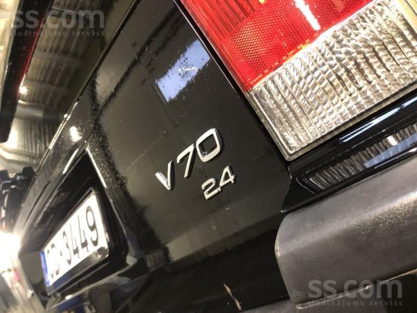 Volvo V70 2002 Rīga vietnē Melns Volvo V70 2002 Rīga, ar dzinēja tilpumu 2.40 L un nobraukumu 350 tūkst. km par 1500 €, foto 6 vietnē AUTOMOTO.COM.LV