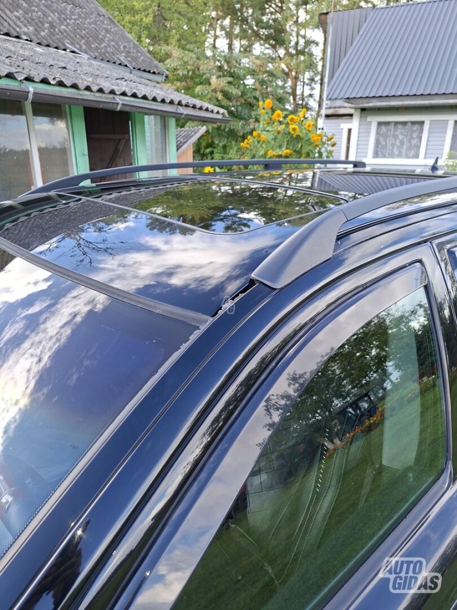 Black Volvo V70 2002 in Druskininkai, with an engine capacity of 2.40 L and mileage of 362 thousand km for 1150 €, photo 6 on AUTOMOTO.COM.LV