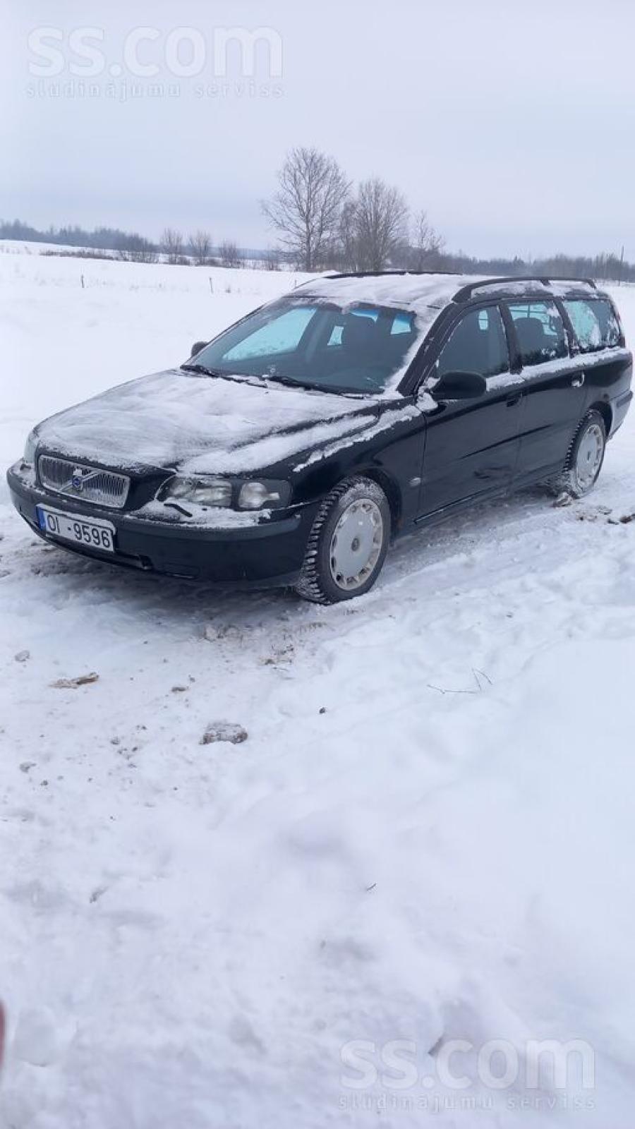 Melns Volvo V70 2003 Rēzekne, ar dzinēja tilpumu 2.40 L un nobraukumu 193 tūkst. km par 750 €, foto 2 vietnē AUTOMOTO.COM.LV